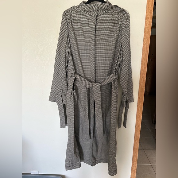 H&M | Jackets & Coats | Hm Black And White Dog Tooth Trench Coat With ...